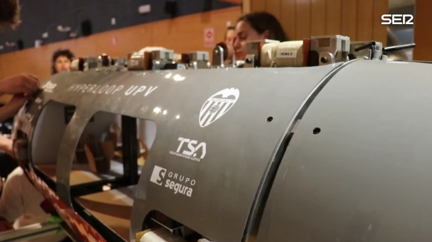 Hyperloop UPV presenta Auran, su primer vehículo capaz de levitar | Actualidad | Cadena SER